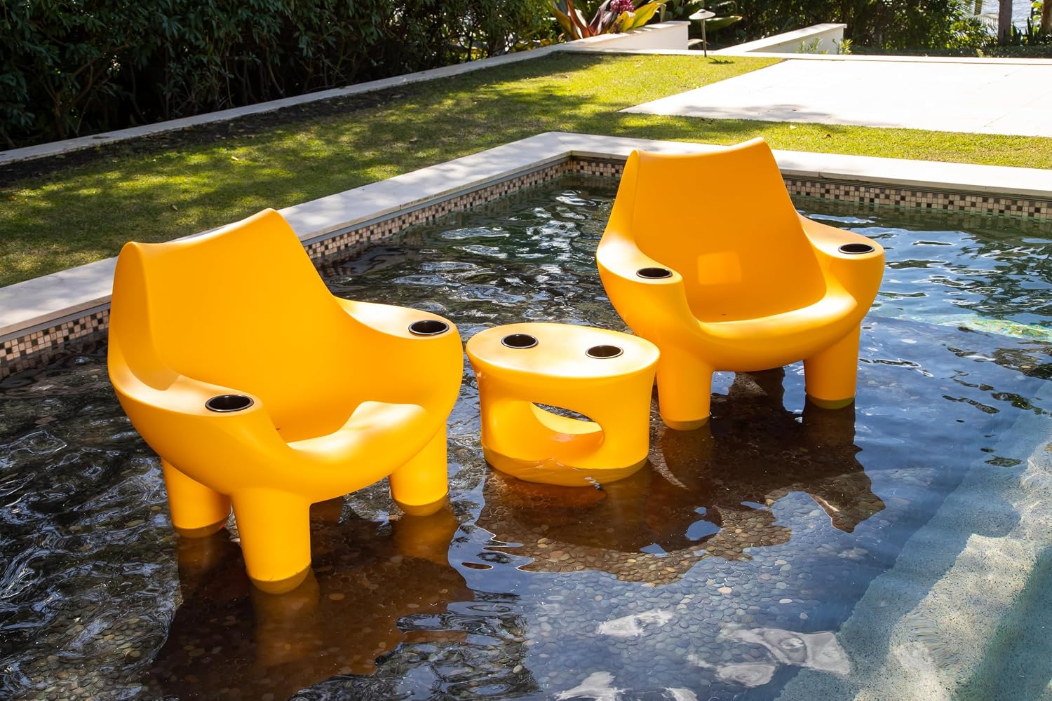 Amazon.com: REZVANI FURNITURE STUDIO Tenjam Mibster Chair in Pool ...