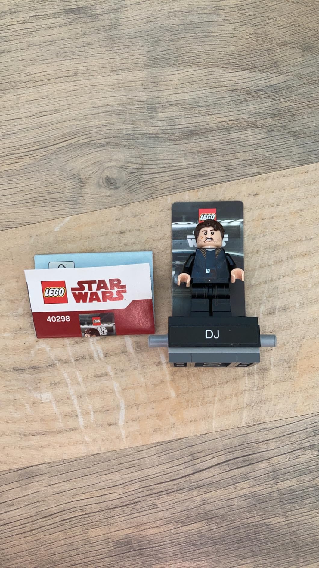 LEGO Disney star wars DJ Minifigure Polybag Set 40298 : Amazon.co.uk ...