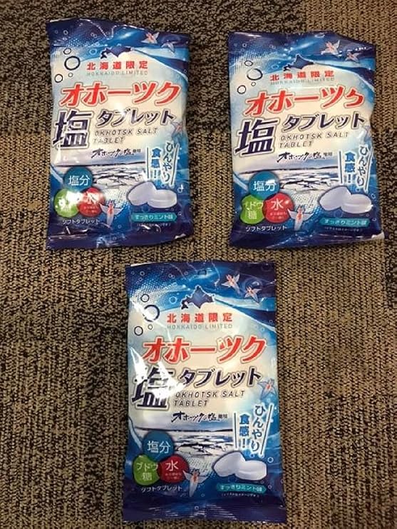 Amazon.co.jp: 北海道限定 安部製菓 オホーシク塩タブレット OKHOTSK SALT TABLET オホーシクの塩使用 ひんやり ...