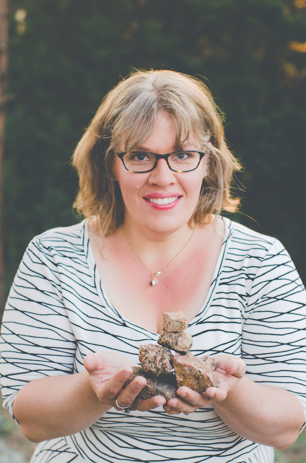 Amazon.com: Amy Simpkins: books, biography, latest update