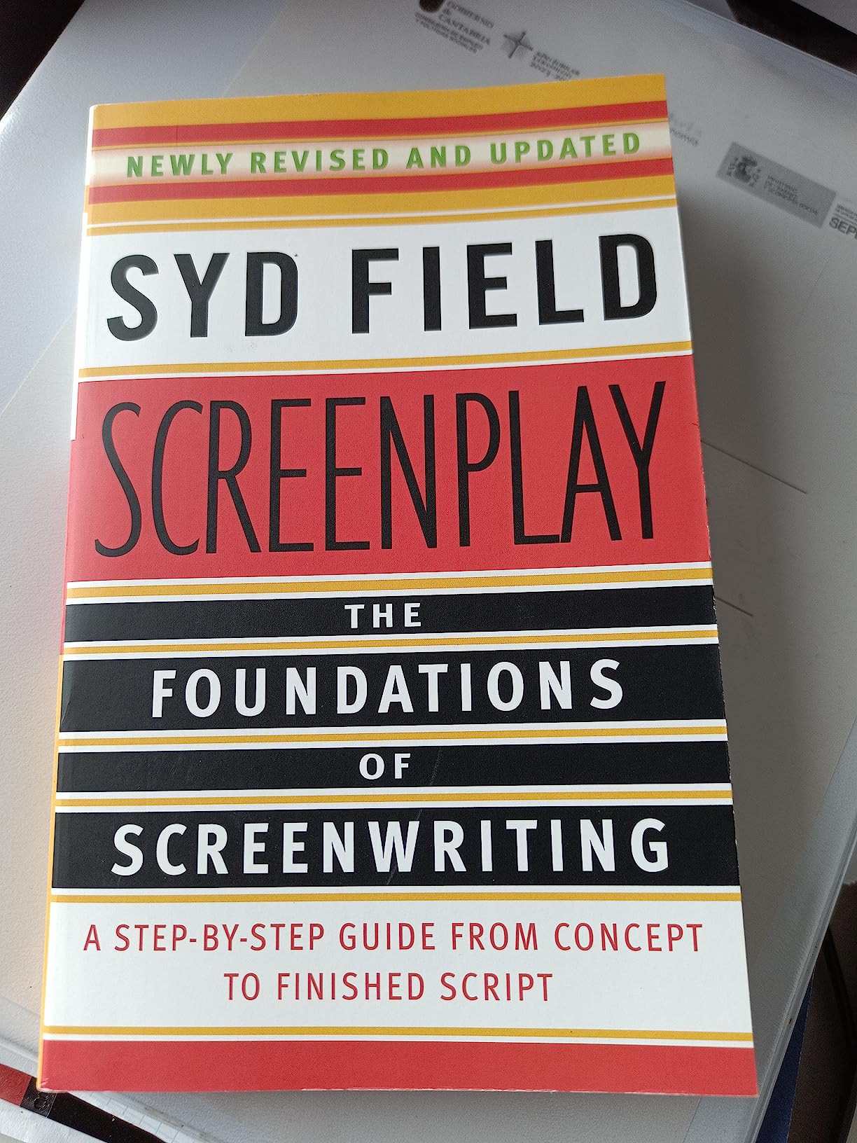 Screenplay: The Foundations of Screenwriting : Field, Syd: Amazon.es ...