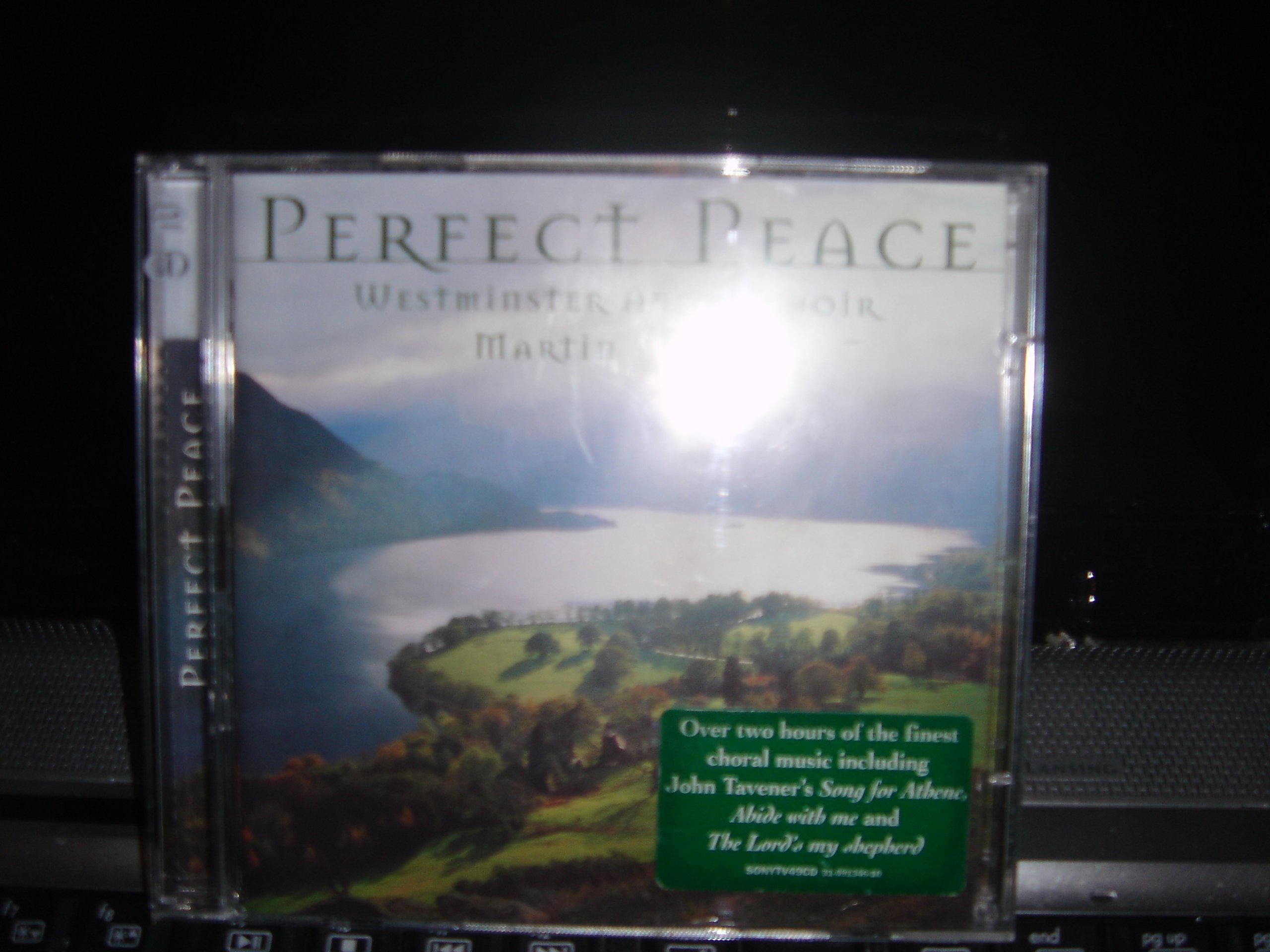 Perfect Peace: Hymns and Anthems: Amazon.co.uk: CDs & Vinyl
