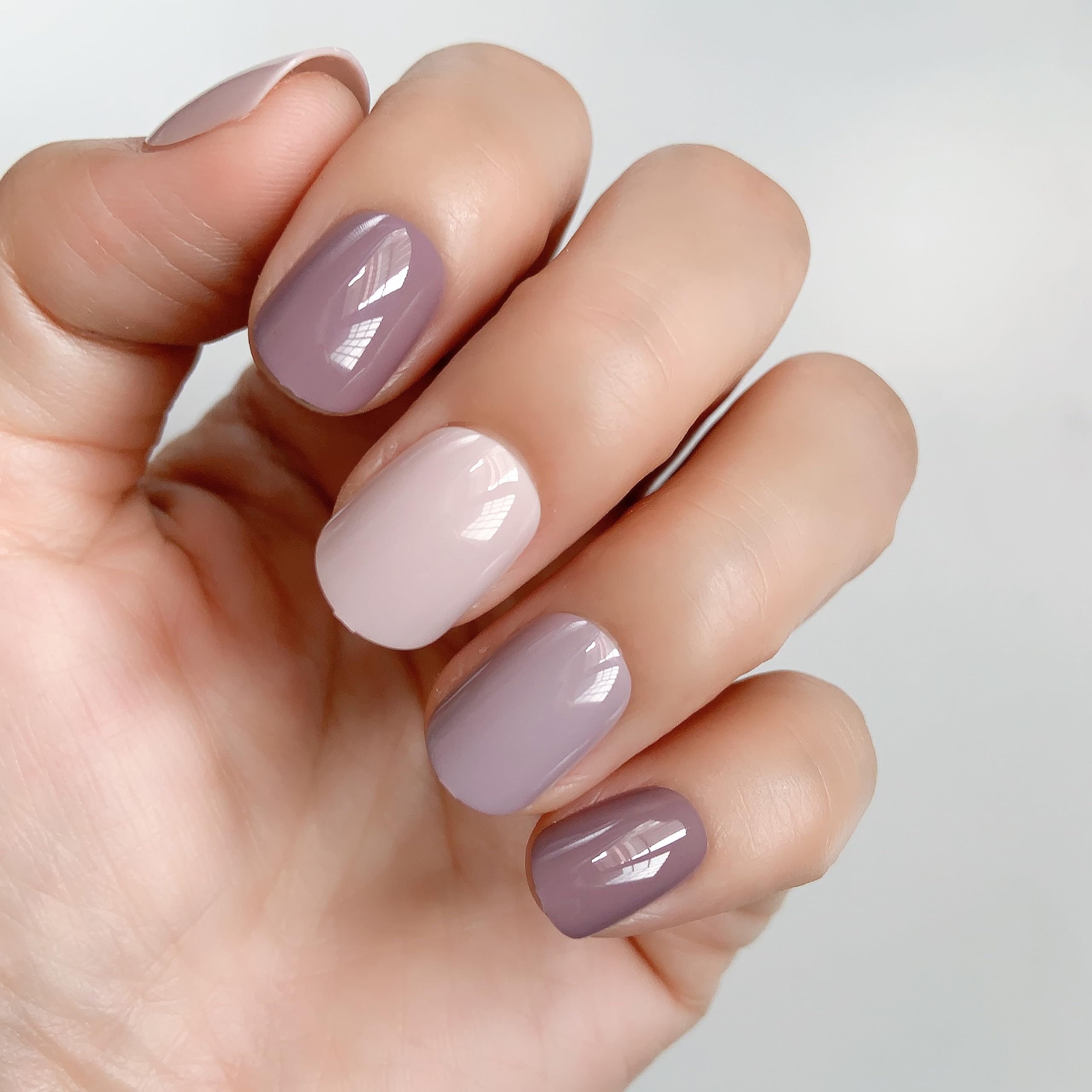 Light Purple Prom Nails