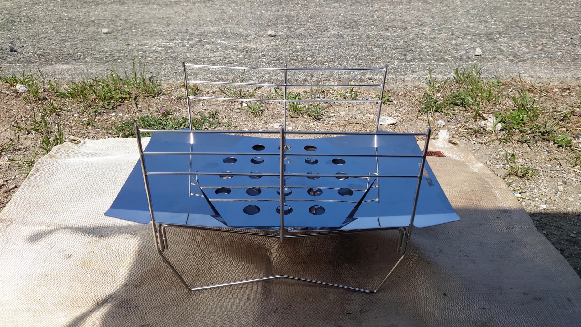 Amazon | BUNDOK(バンドック)焚き火 台 Lotus 用 ロストル BD-395 | BUNDOK(バンドック) | ダッチオーブン用アクセサリ