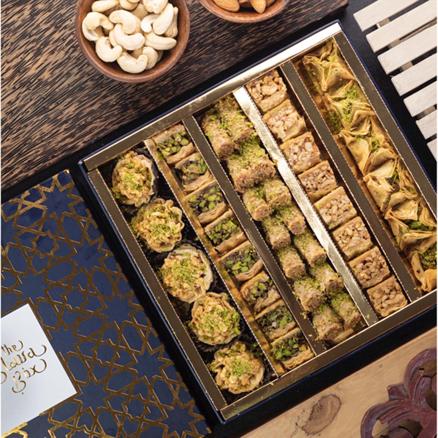 The Baklava Box Assorted Baklavas (700 gm) of Pyramid, Finger, Cashew ...