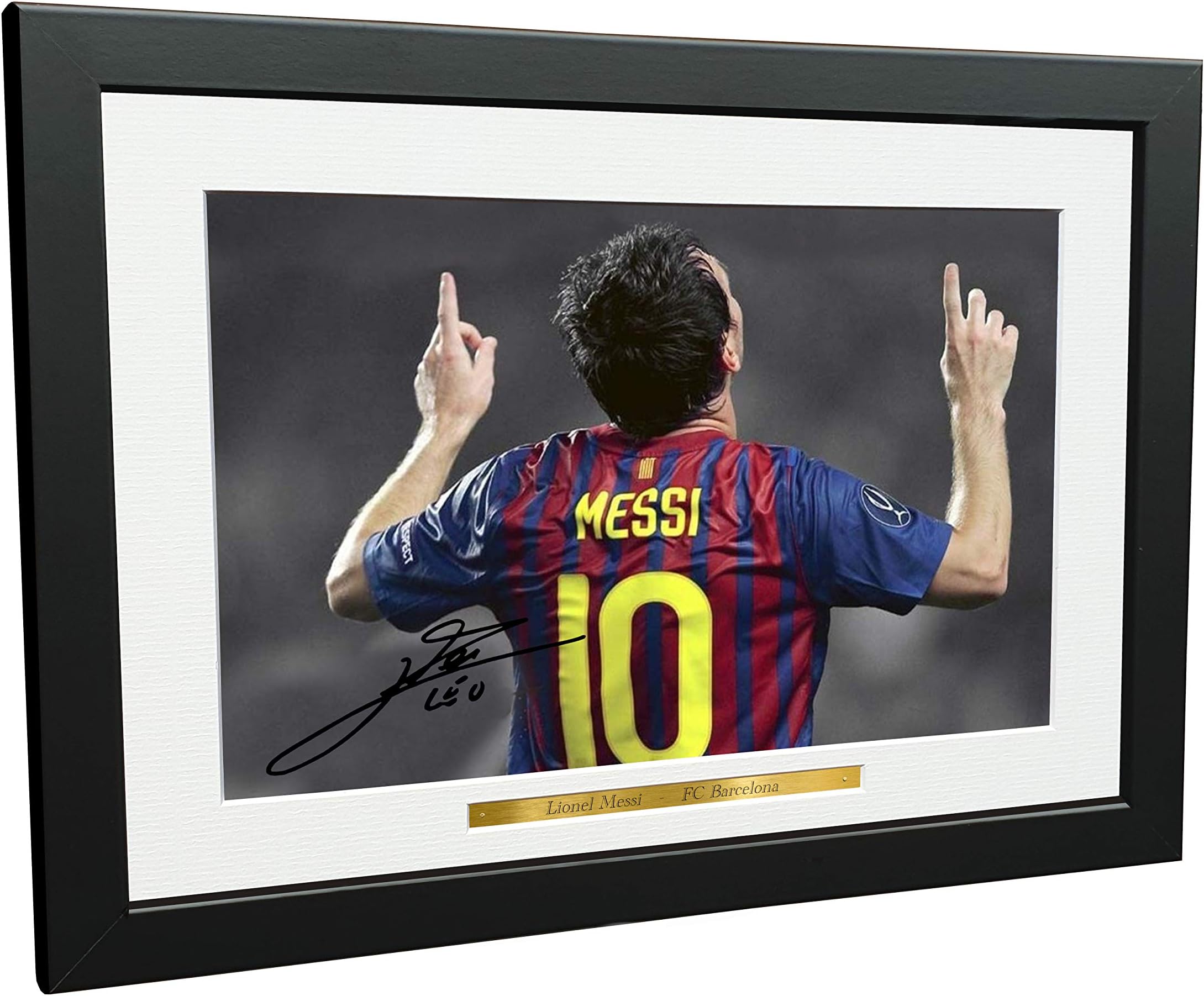 Amazon.com: Signed Lionel Messi Barcelona Photo Photograph Picture ...