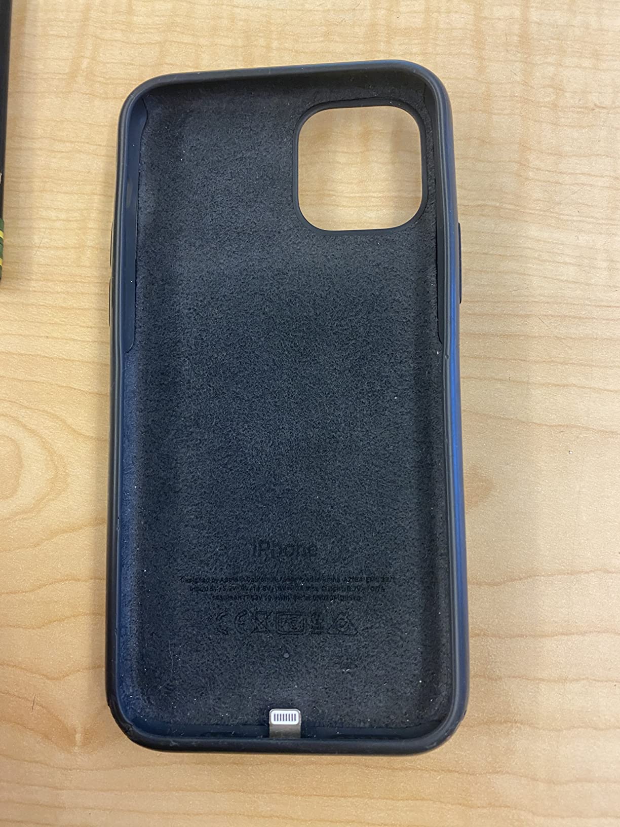 Amazon.com: Apple iPhone 11 Pro Smart Battery Case with Wireless ...