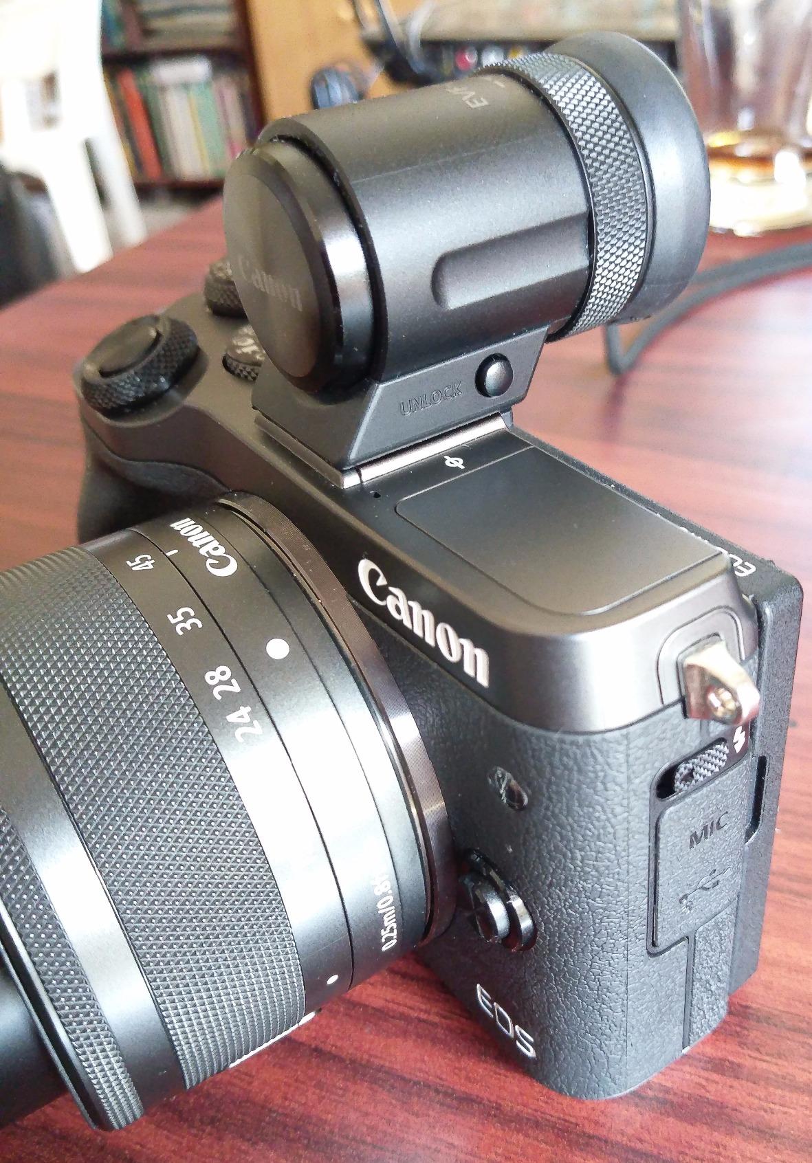 Amazon.com : Canon Electronic Viewfinder EVF-DC2(BK) : Electronics