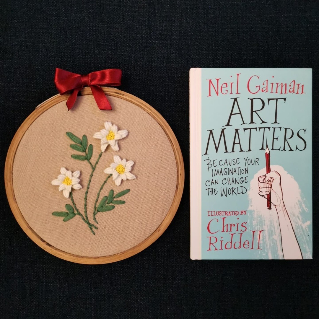 ART MATTERS : Gaiman, Neil: Amazon.in: Books