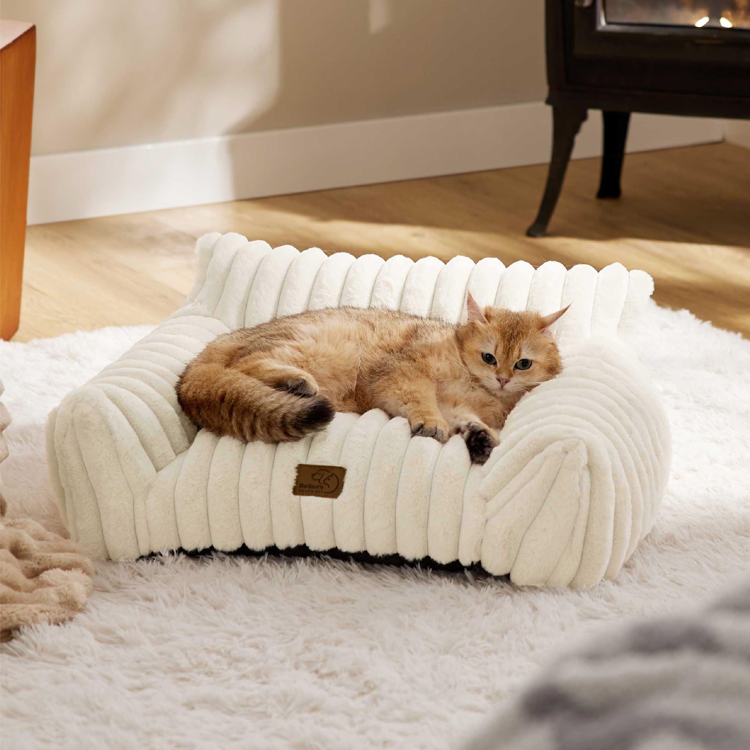 Amazon.com : Bedsure Cute Couch for Pets - Fluffy Cat Sofa with Premium ...