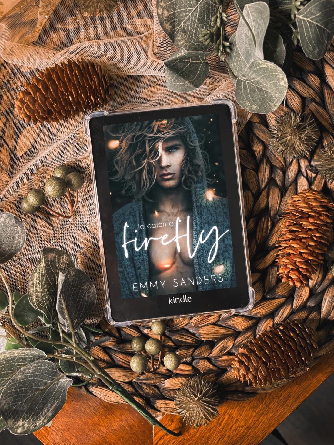 Amazon.com: To Catch a Firefly eBook : Sanders, Emmy: Kindle Store