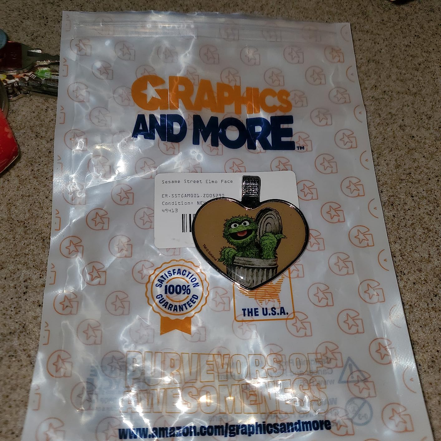 Amazon.com: GRAPHICS & MORE Sesame Street Vintage Oscar the Grouch ...