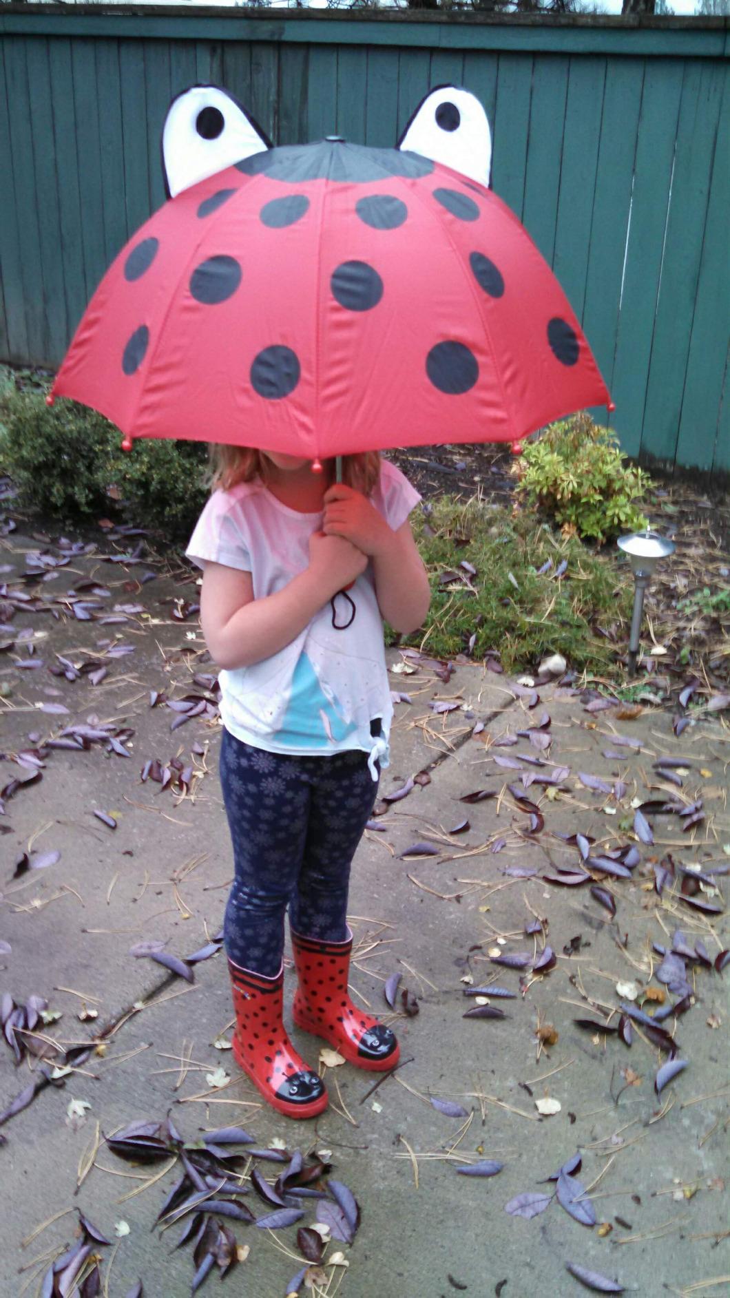 Amazon.com: Kidorable Red Ladybug Natural Rubber Rain Boots With A Pull ...