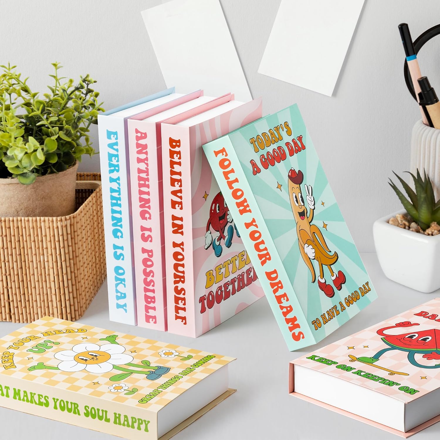 Amazon.com: CNhoqc 6pcs Retro Groovy Hippie Decorative Fake Book, Cute ...