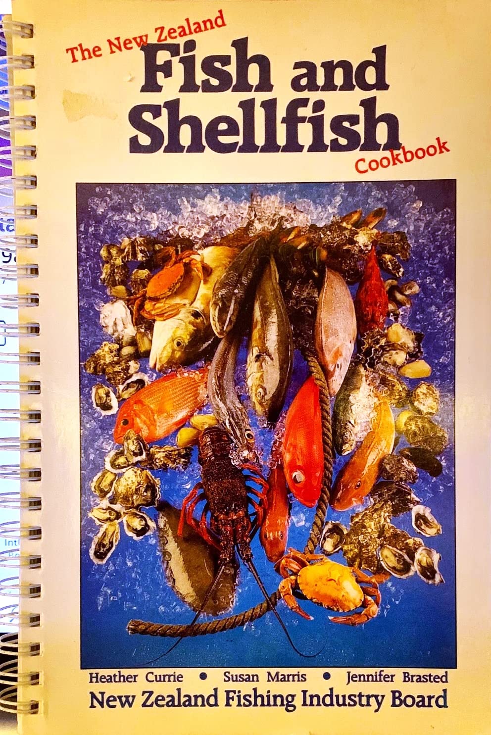 The New Zealand Fish and Shellfish Cookbook: Currie, Heather ...