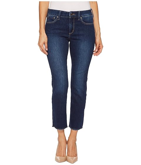 Where to Find Extra Short Jeans for Petite Women
