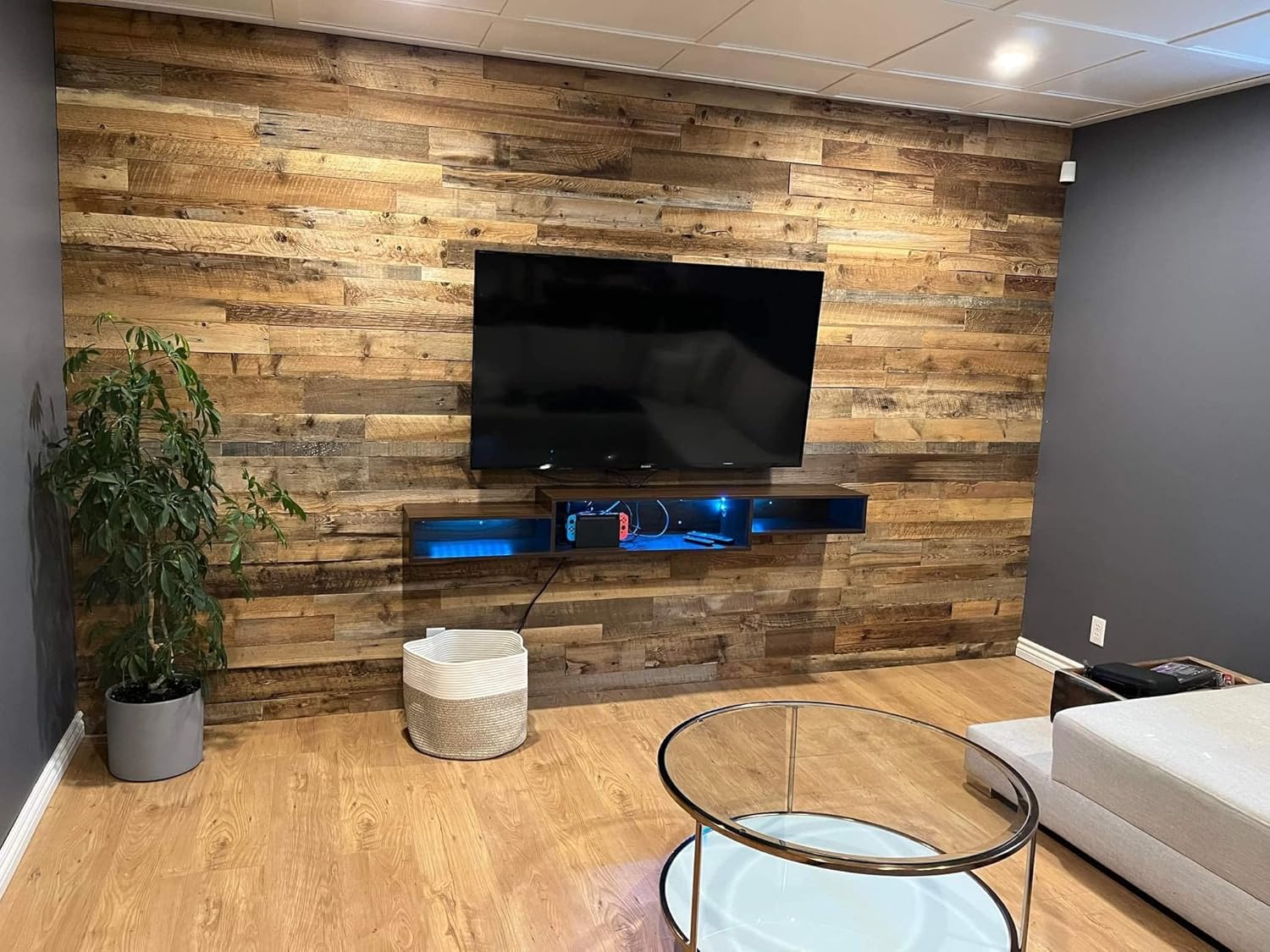 Signature SGL Reclaimed Barn Wood Boards | Wall decoration Wall panels ...