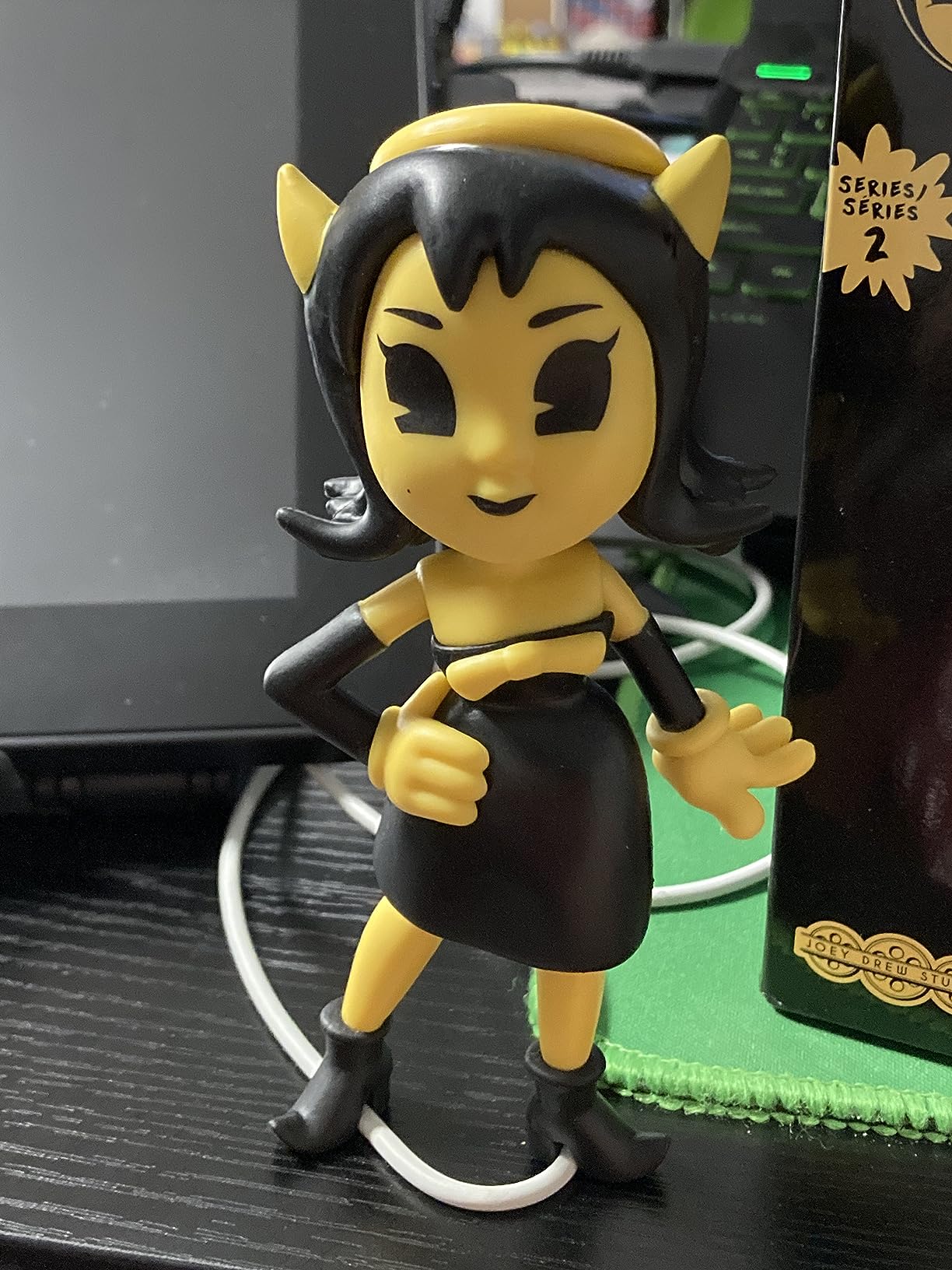 Amazon.com: Bendy and the Ink Machine Vinyl Figure (Bendy) : Phat Mojo ...