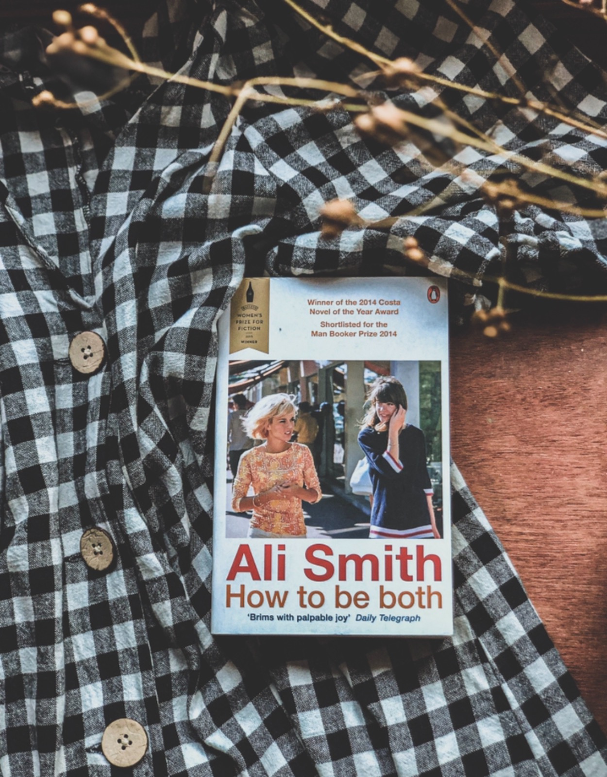 Buy How to be both: A novel Book Online at Low Prices in India | How to ...