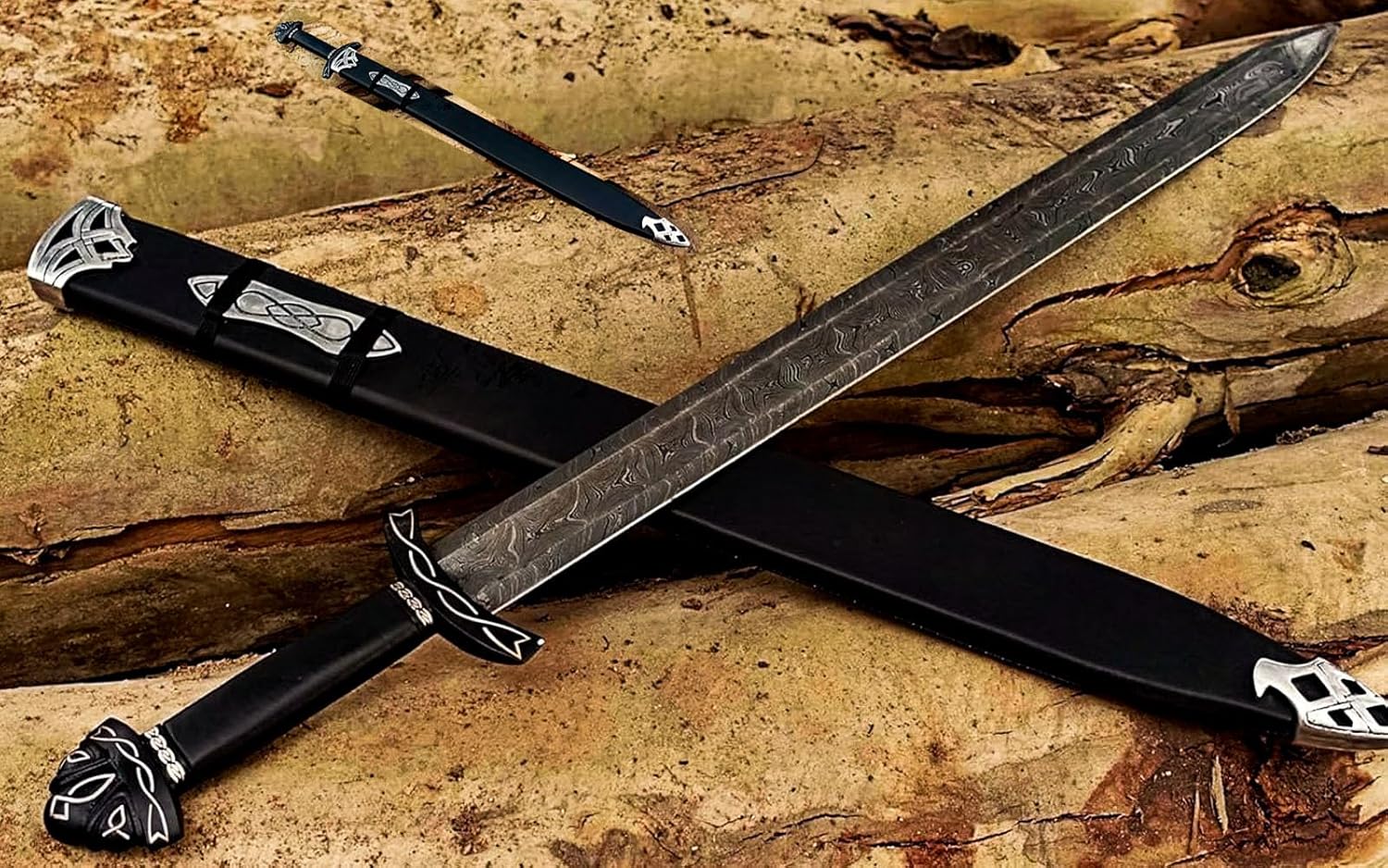 Amazon.com : MDM_Battle Sword Real - Damascus Viking Sword, Viking ...