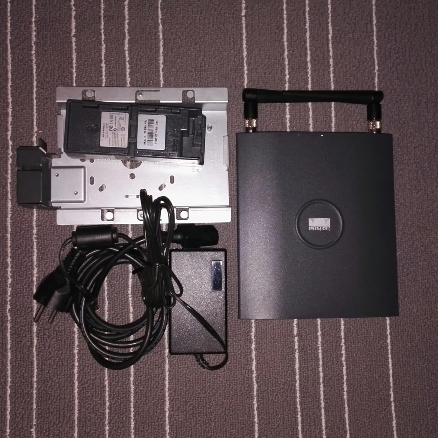 Cisco Aironet 1242G - Punto De Acceso Inalámbrico - 802.11B/G : Amazon ...