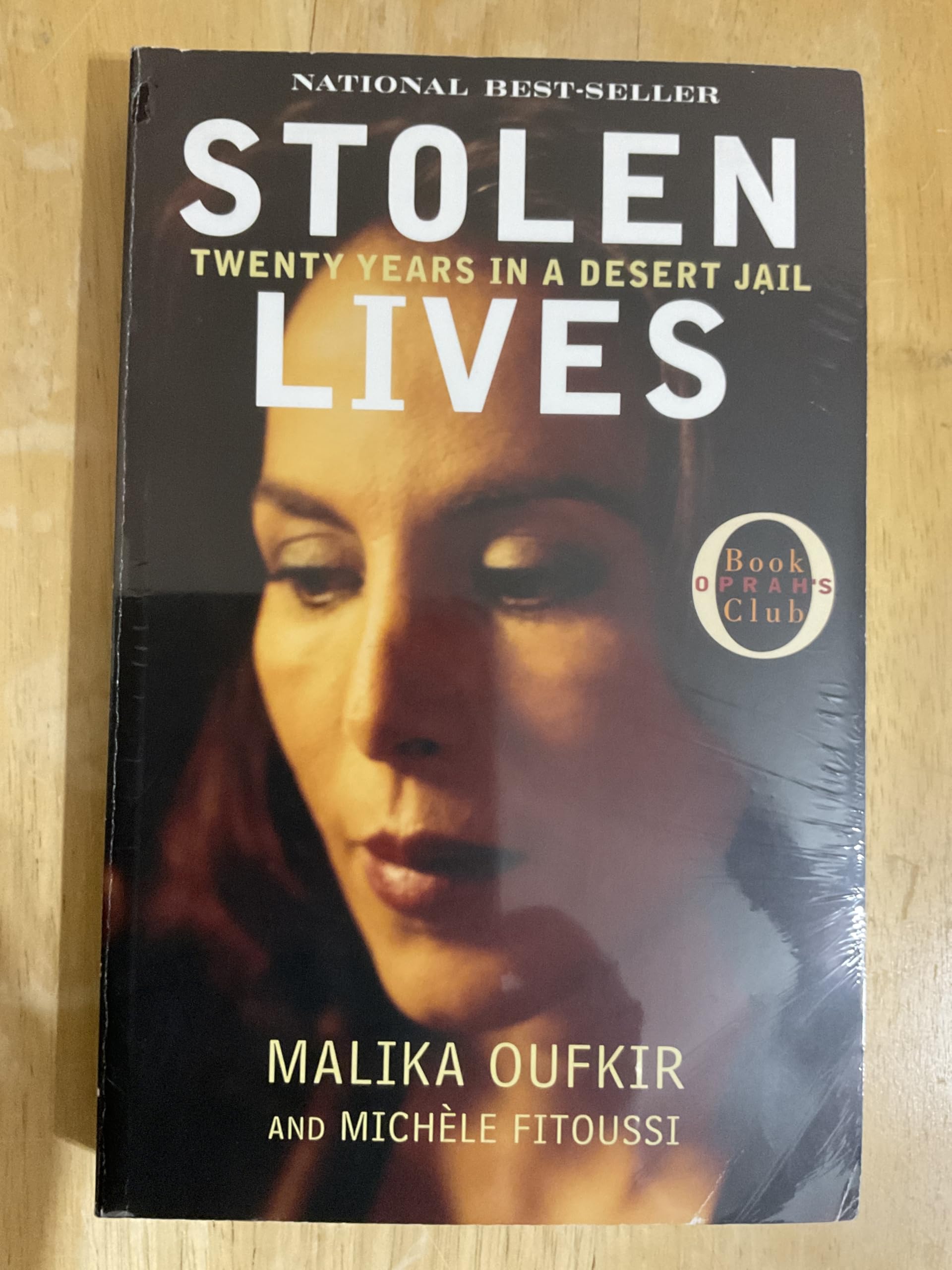 Stolen Lives: Twenty Years in a Desert Jail (Oprah's Book Club): Oufkir ...