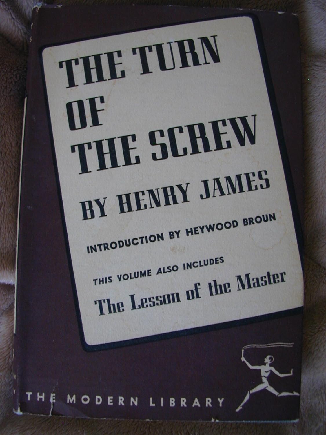 Amazon.com: The Turn of the Screw and The Lesson of the Master ...