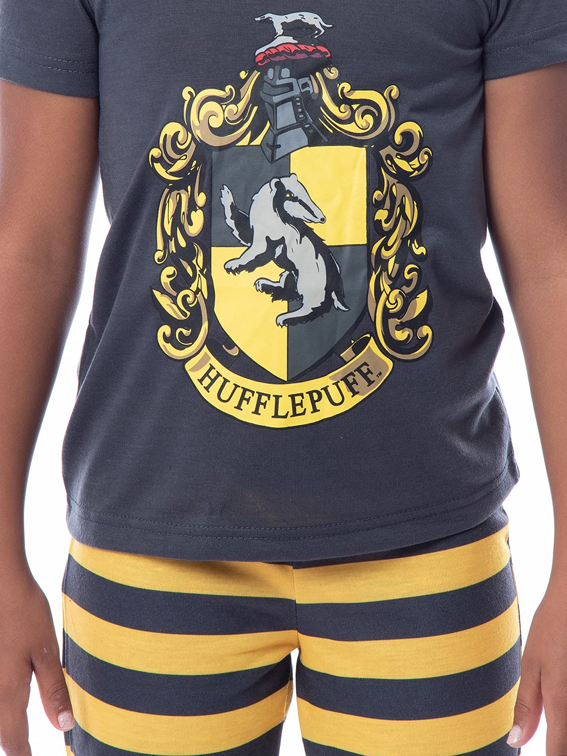 Snapklik.com : Harry Potter Big Girls Hufflepuff House Crest Pajama Set ...