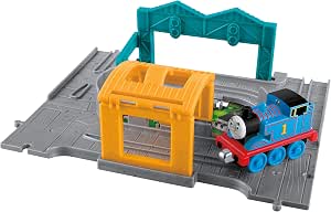 Take N Play Thomas and Friends Portable set with Thomas Engine : Amazon ...