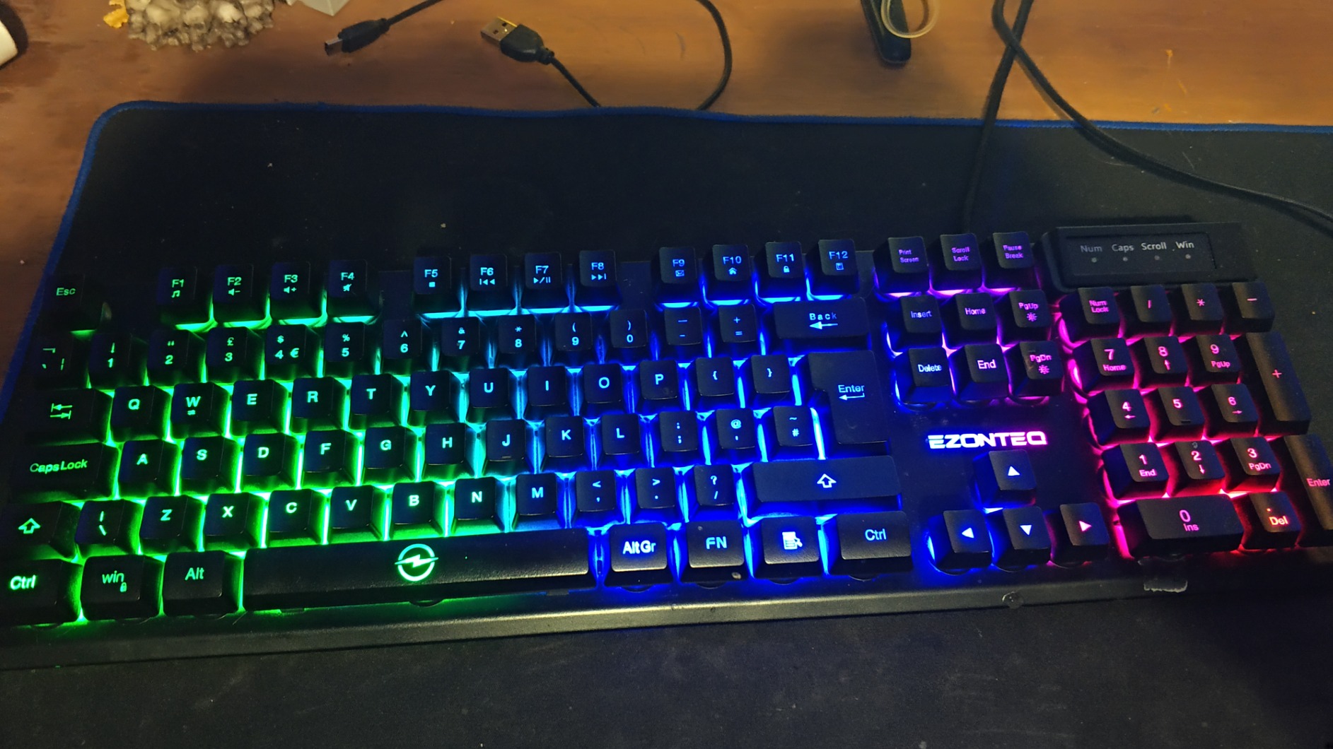 EZONTEQ Gaming Keyboard UK Layout + Quiet, Slim, Durable, Ergonomic ...