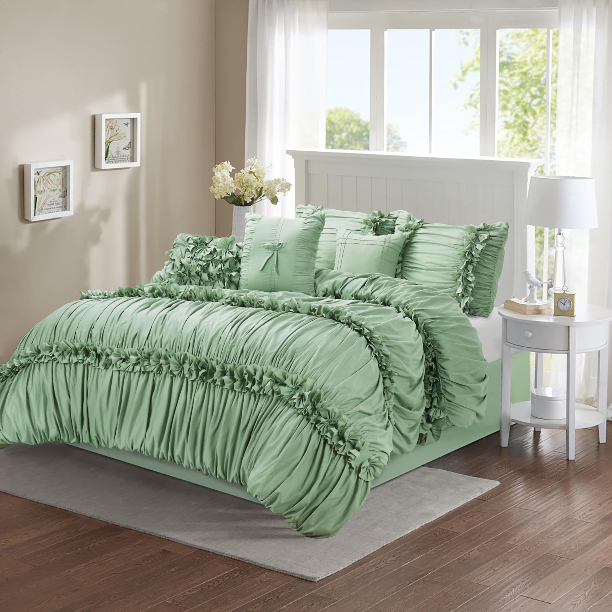 Amazon.com: Homechoice Decor 7 Pieces Elegant French Country Bed in a ...