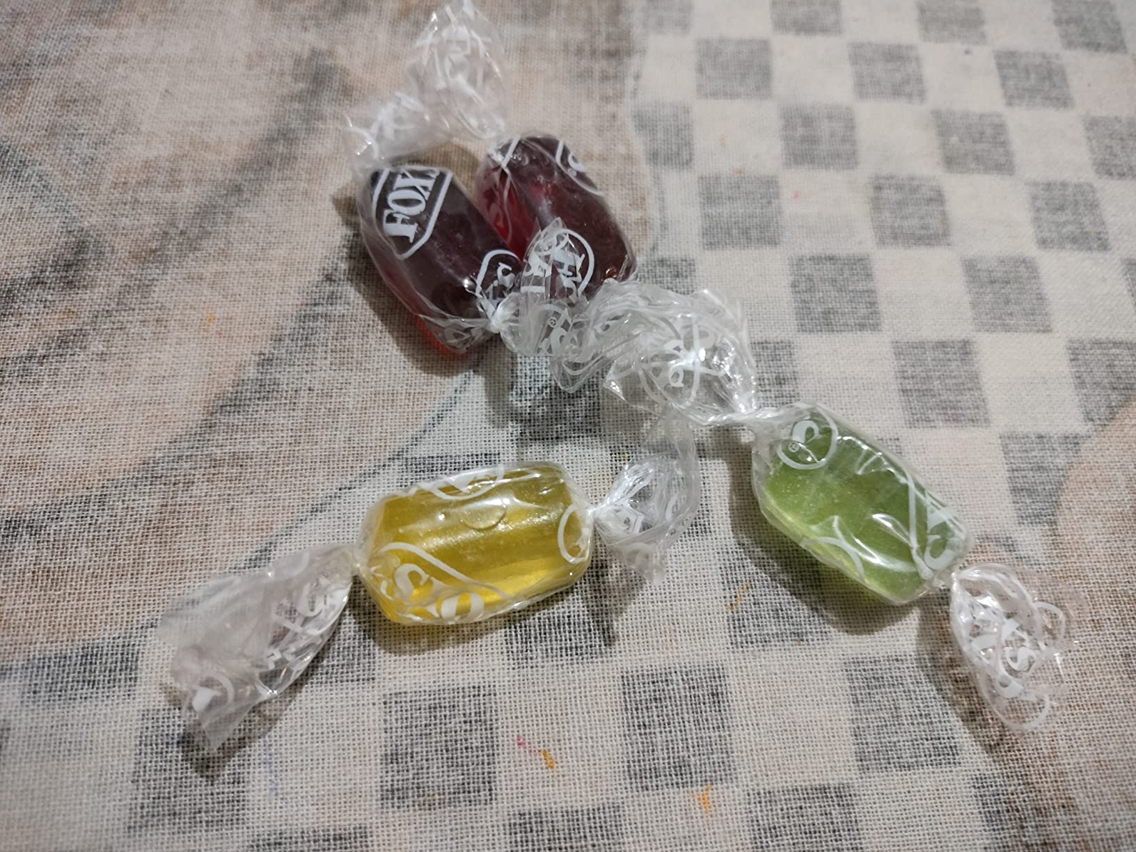 Fox's Crystal Clear Fruits Pack of 3 Pouch, 3 X 90 Gram : Amazon.in ...