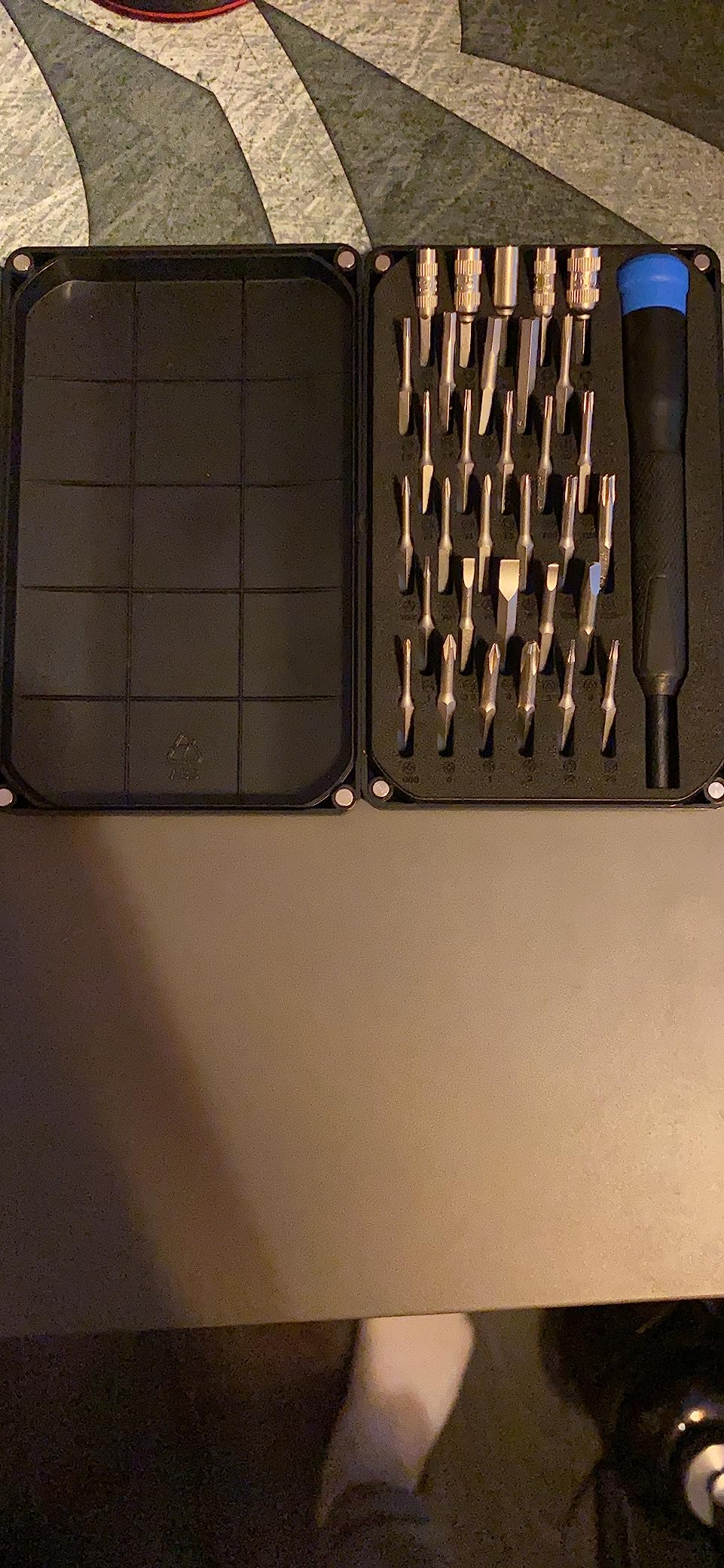 iFixit Moray Precision Bit Set, bit-kit with 32 Mini-bits (4 mm) and ...