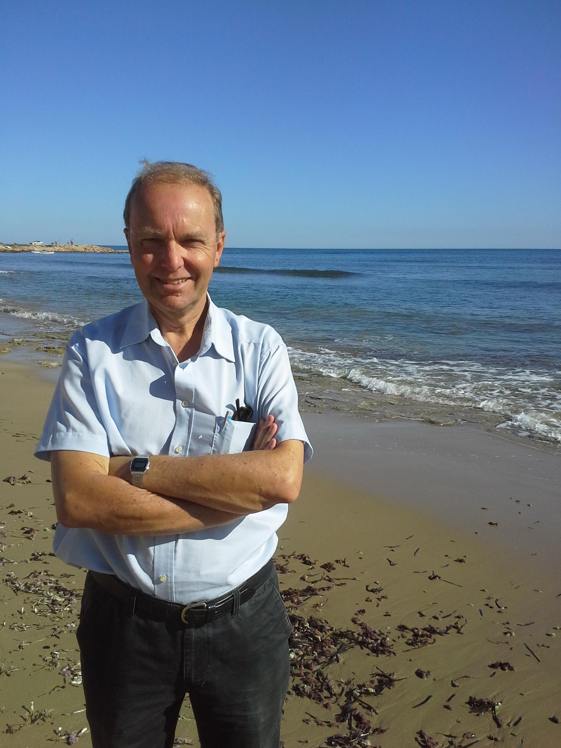 Amazon.co.uk: Robert Gammon: books, biography, latest update