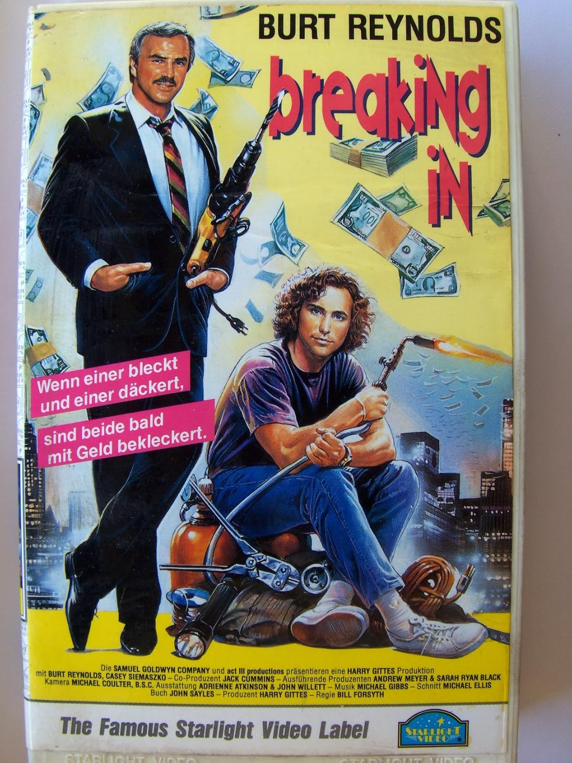 Breaking in [VHS] : Reynolds, Burt, Siemaszko, Casey, Kelley, Sheila ...