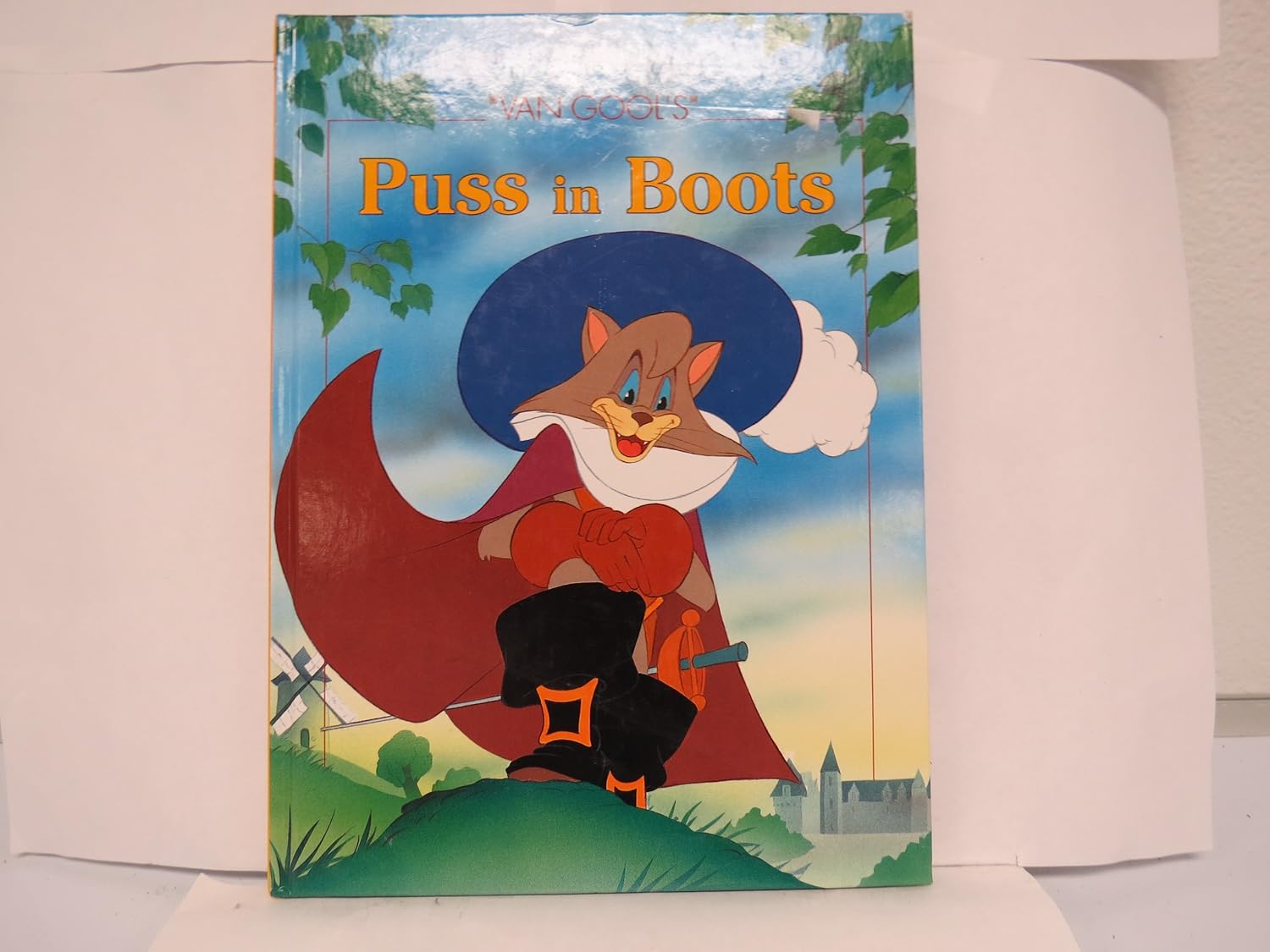 Puss in Boots "Van Gool" 1999: Van Gool: Amazon.com: Books