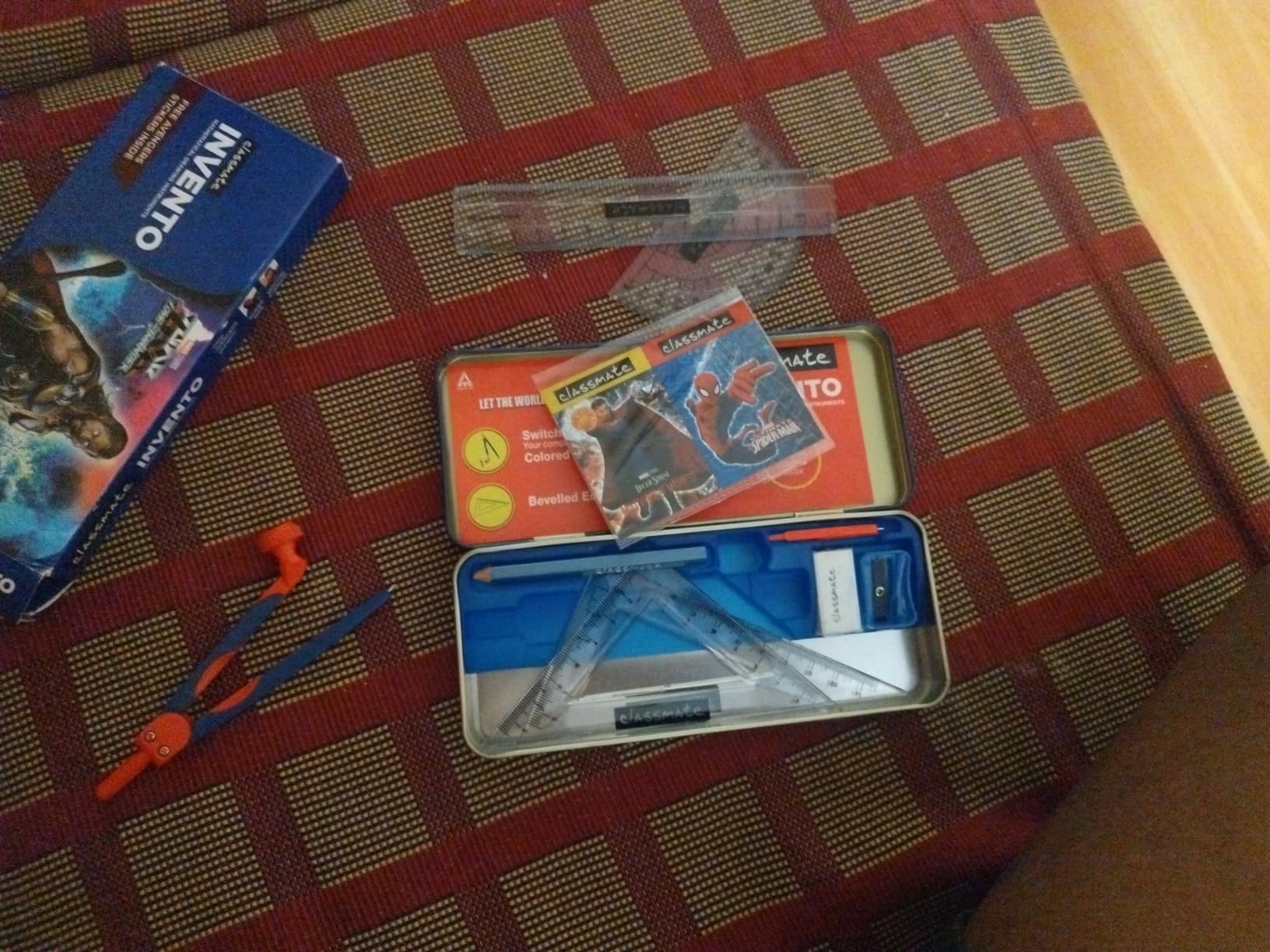 Classmate Invento Geometry Box - Limited Edition Avengers Theme ...