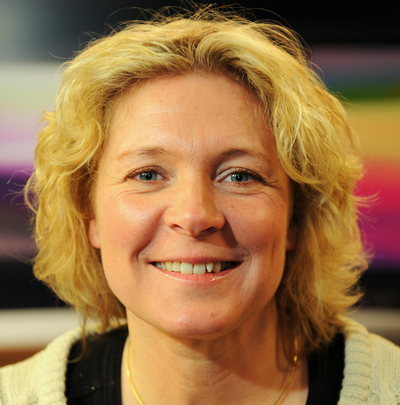 Amazon.de: Anne Holst Moulvad: books, biography, latest update