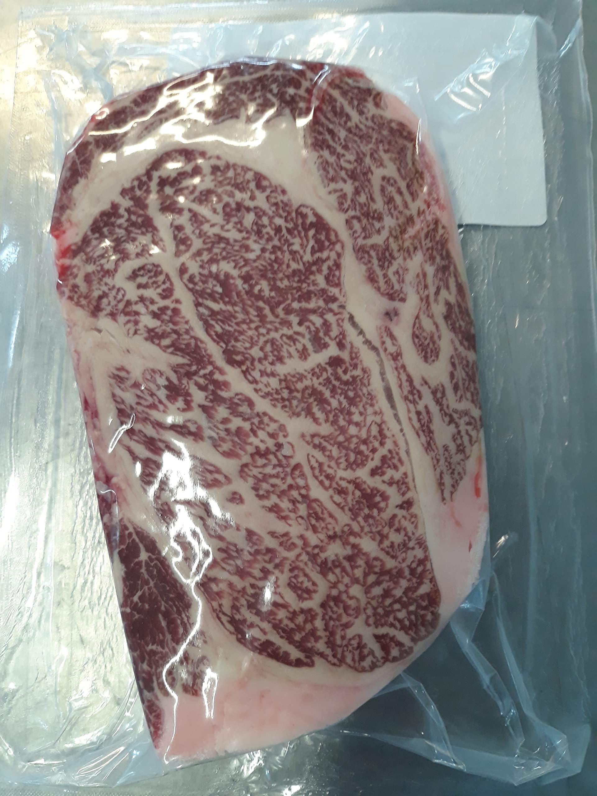 Amazon.com: Premium Super Trimmed Japanese Wagyu A5+ Ribeye Steak ...