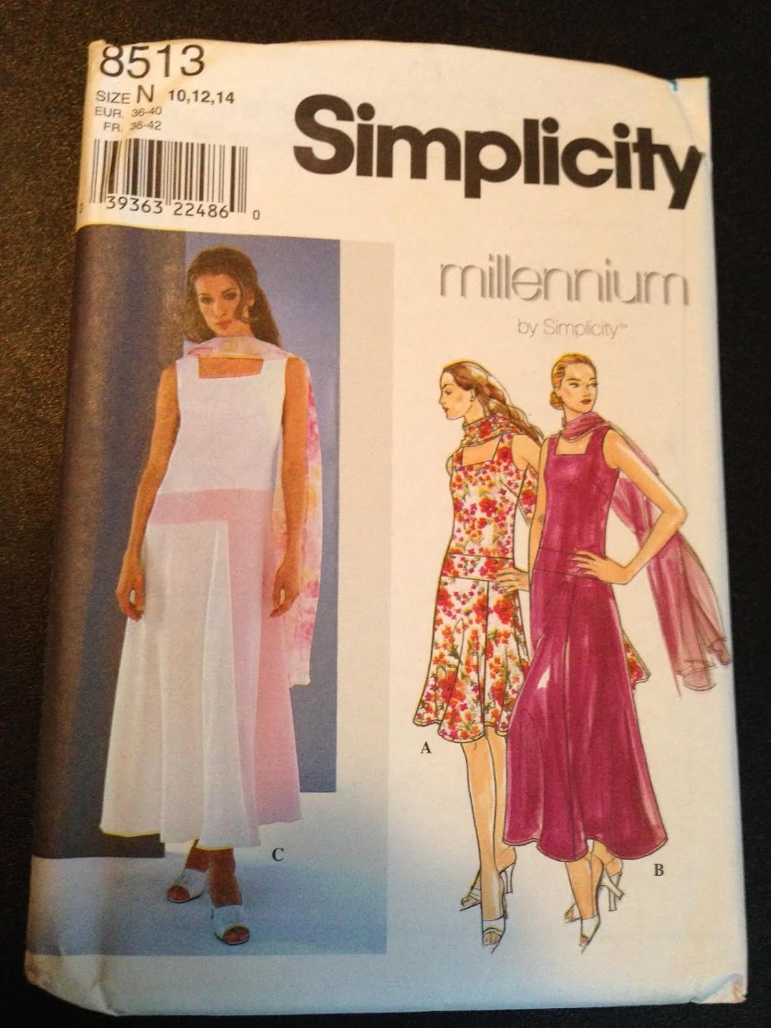 Amazon.com: Simplicity 8513 Sewing Pattern, Misses' Dress and Scarf ...