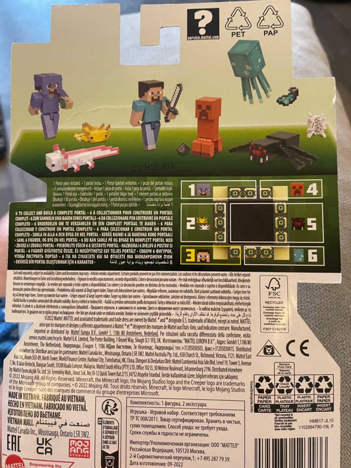 Mattel Minecraft Figurine Articulée Steve avec Accessoire et élément de Portail (8 cm), à ...