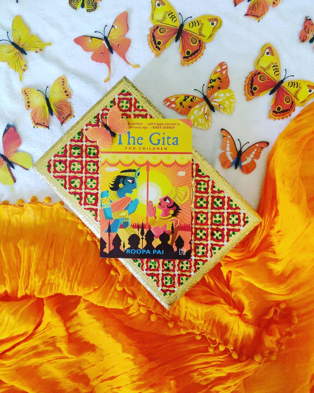 The Gita: For Children : Pai, Roopa, Mukherjee, Sayan: Amazon.in: Books