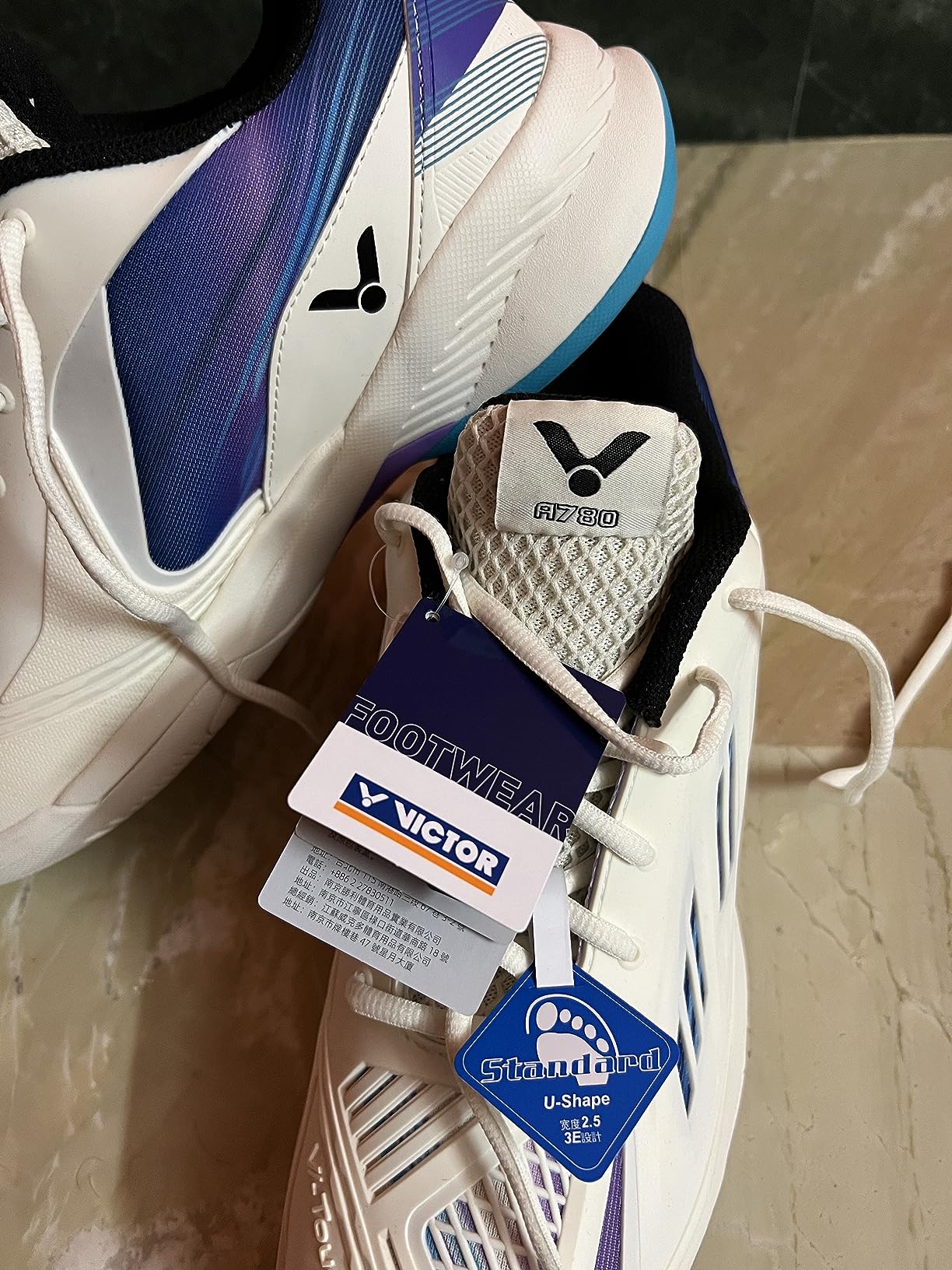 Buy VICTOR A780 All-Around Professional Badminton Shoes U-Shape 2.5 Red ...