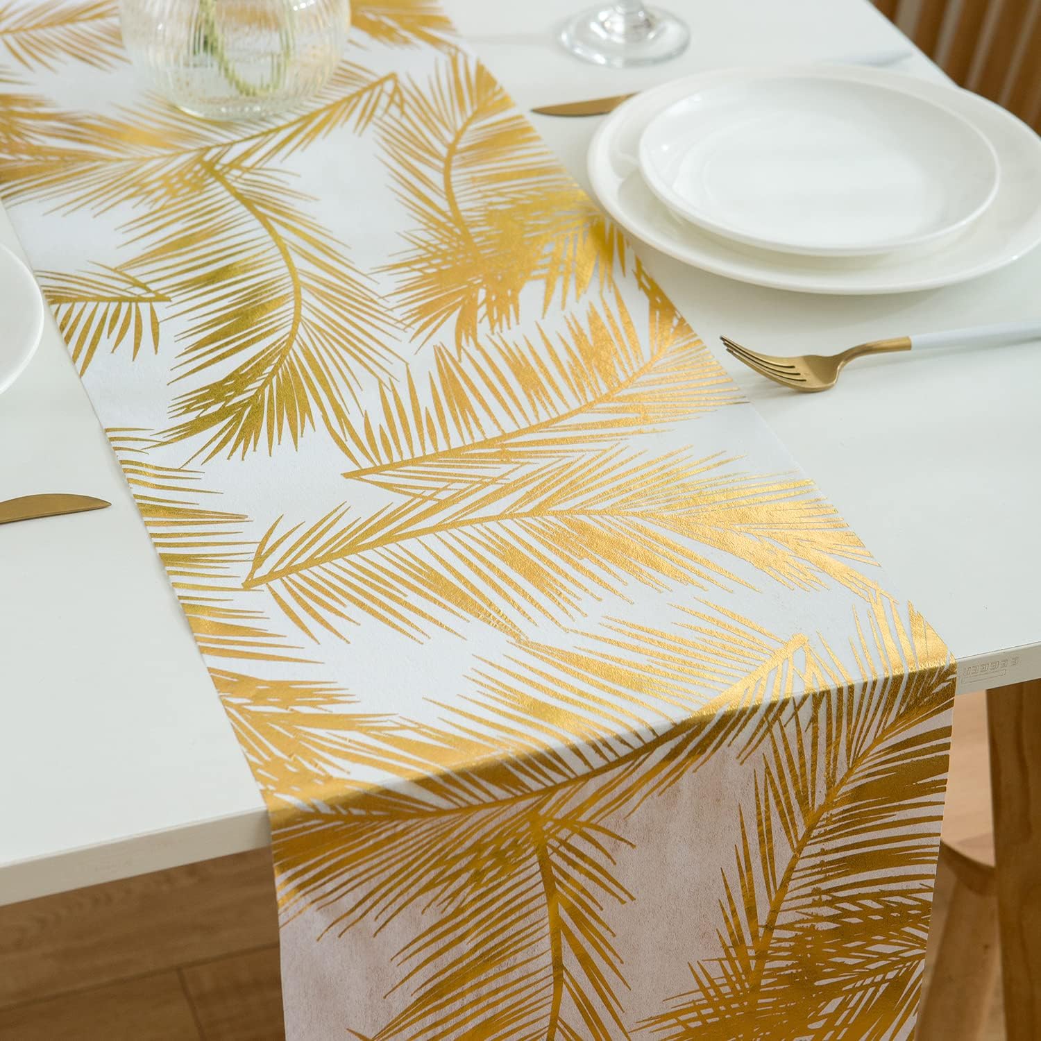 Amazon.com: DROMCOM Gold Table Runner, Metallic Gold Palm Leaves Table ...