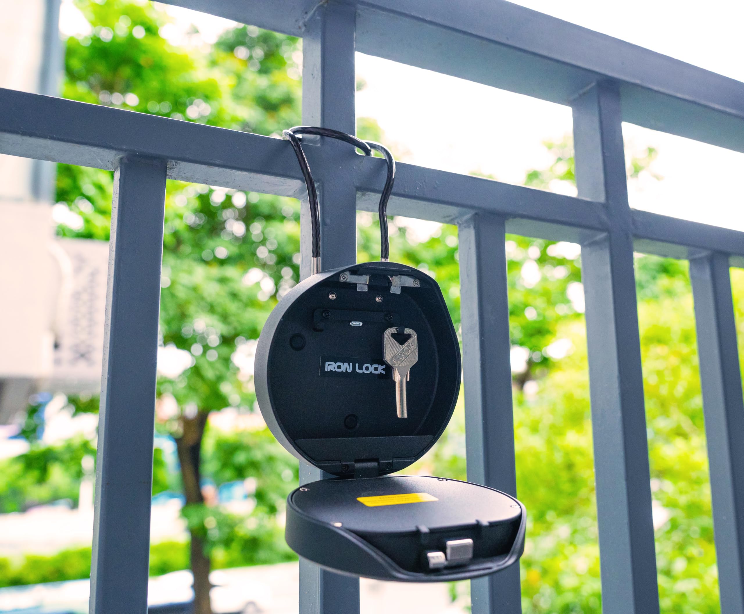 Snapklik.com : Iron Lock Portable Smart Key Lock Box - Bluetooth ...