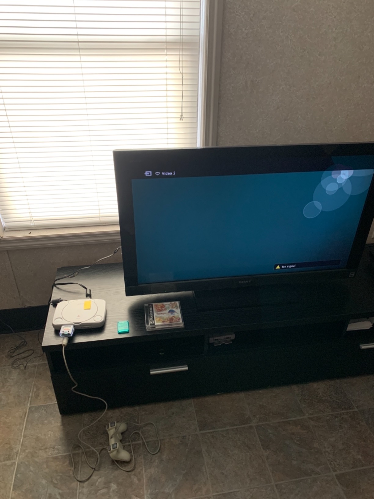 Amazon.com: Sony Playstation PS One - Video Game Console : Playstation ...