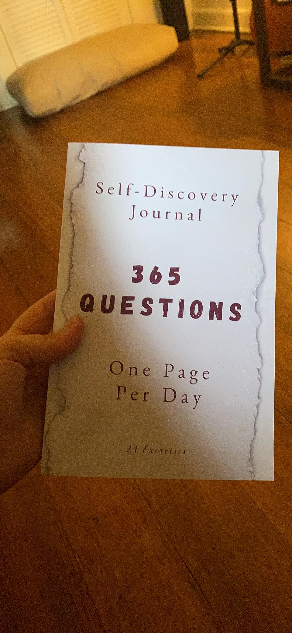 365 Questions, One Page Per Day: A One Year Self-Discovery Journal ...