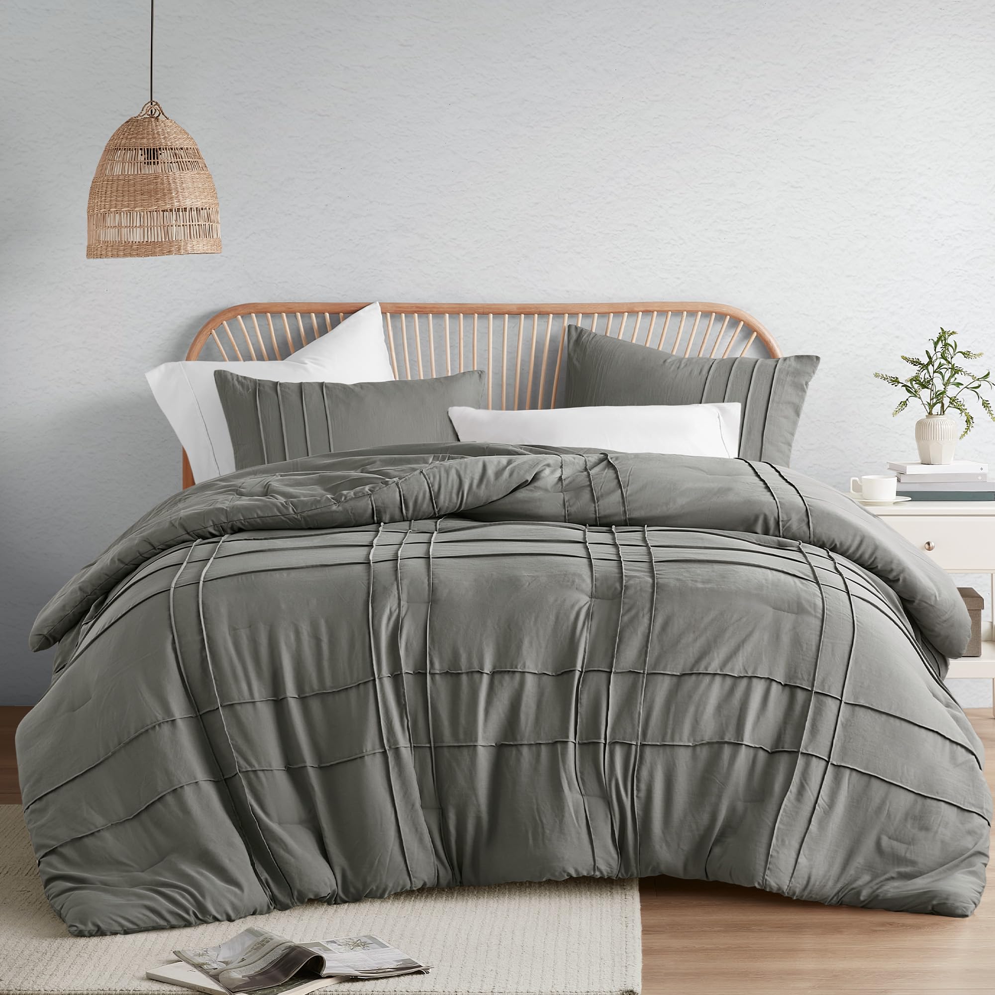 Amazon.com: Comfort Spaces Grey Queen Size Comforter Set - 3 Pieces ...