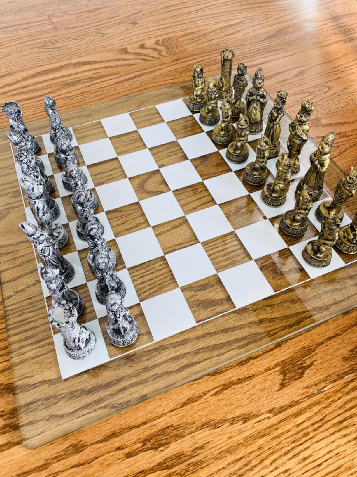 Amazon.com: Cats Versus Dogs Chess Set 3.5 Inch Tall Hand Painted with ...