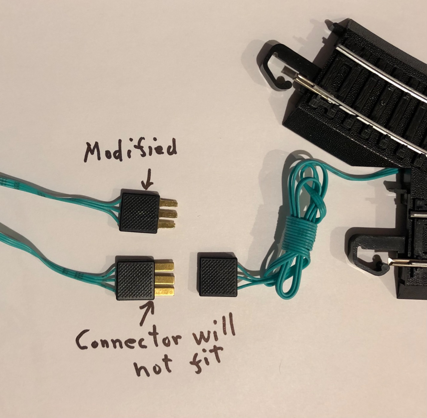 Amazon.com: Bachmann Trains Snap-Fit E-Z TRACK WORLD’S GREATEST HOBBY ...